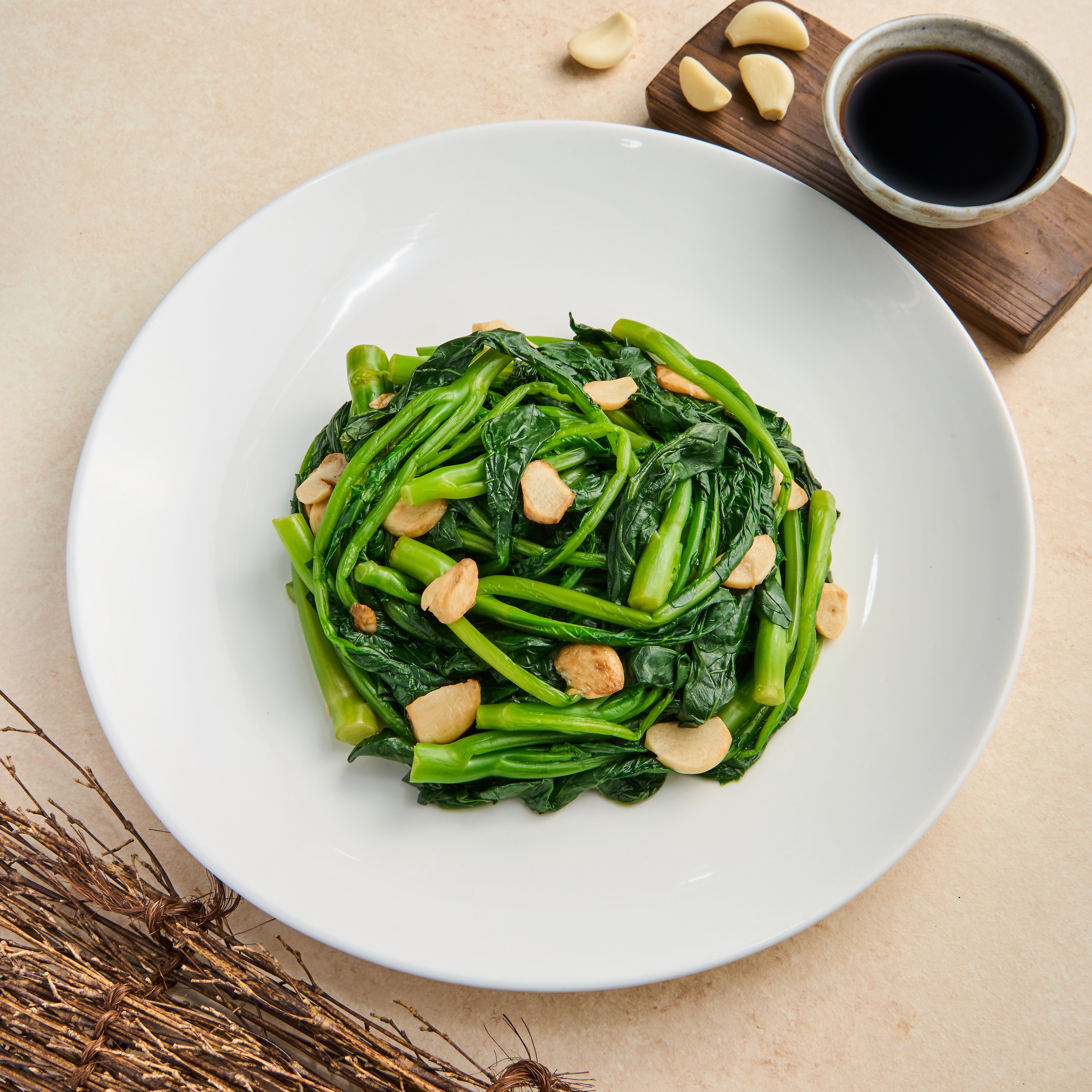 Baby Kai Lan and Garlic Stirfry (Custom Meal Box) – Nutrition Kitchen SG